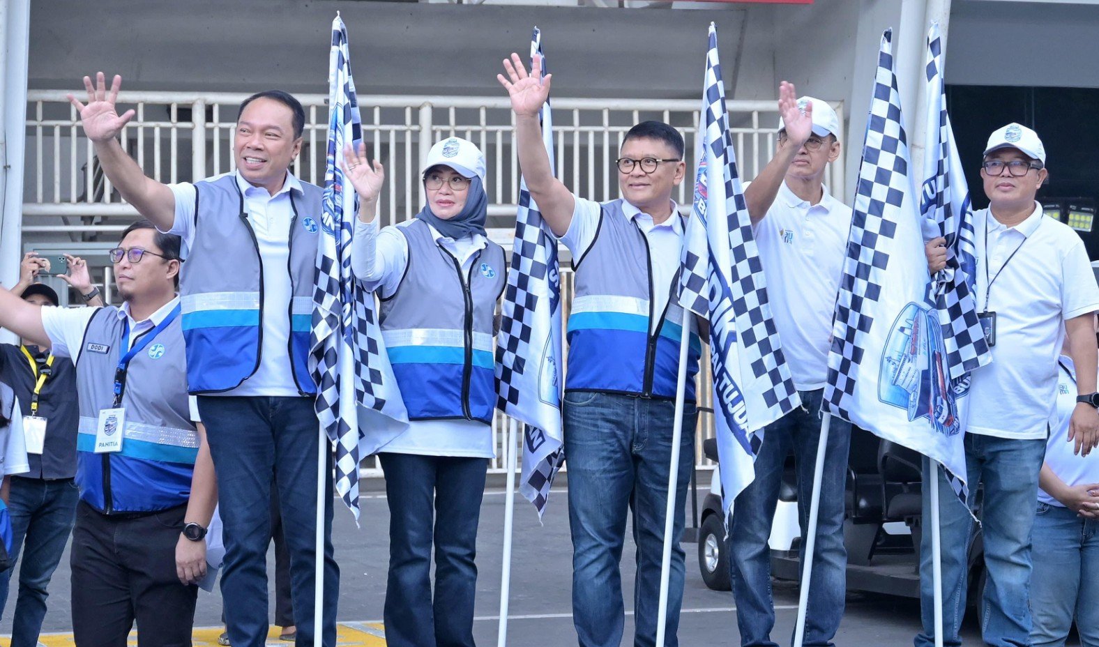 Flag Off Mudik Gratis BUMN 2025: Kementerian BUMN Lepas Puluhan Ribu ...